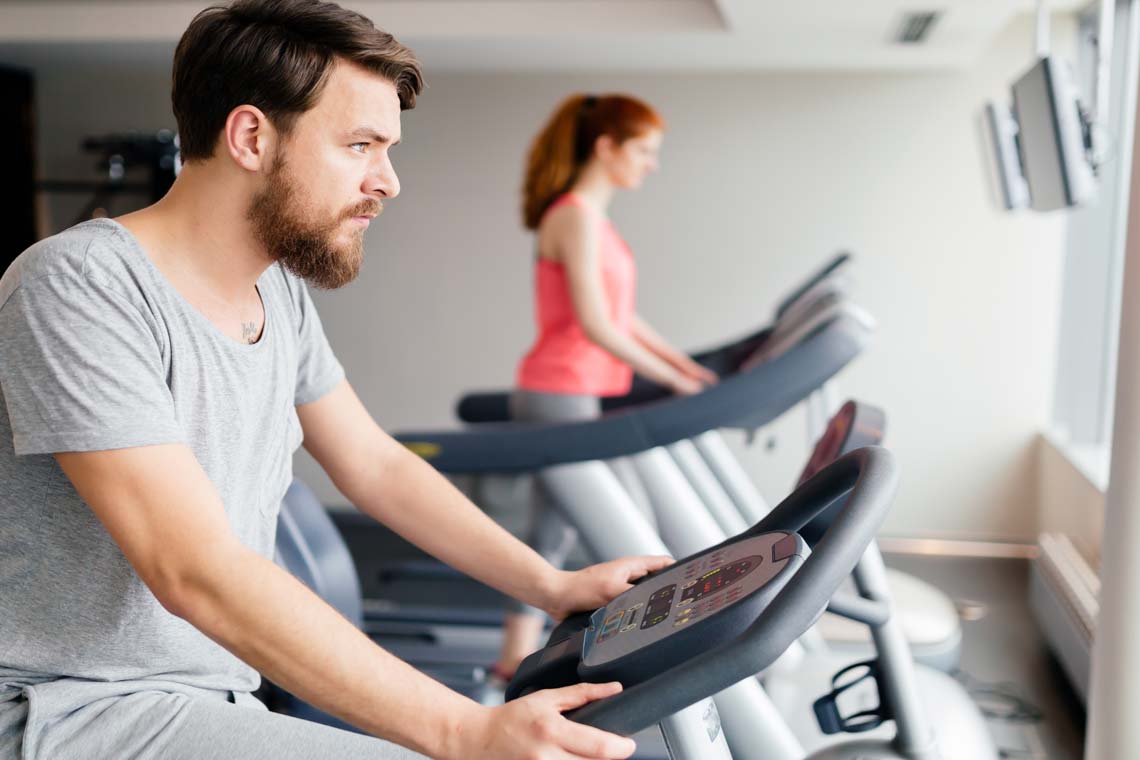 9 cele mai mari greșeli de sănătate și fitness pe care le fac chiar și ...